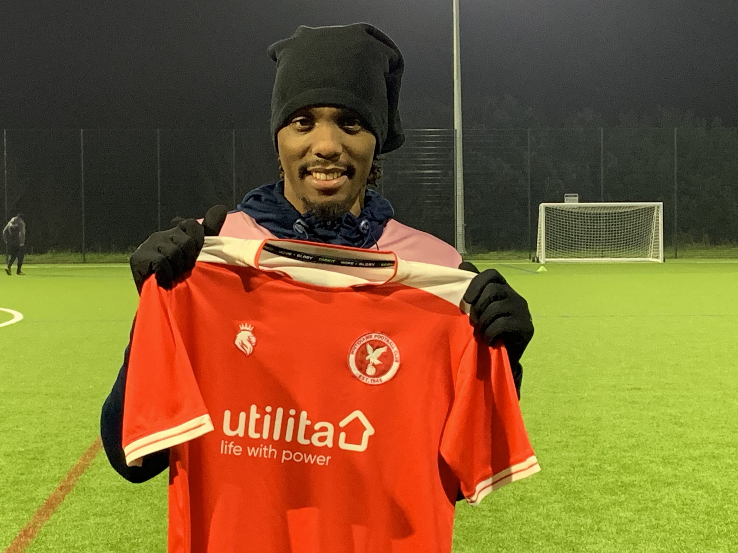 Dan Thompson joins: only one Splatt left - Whitehawk FC