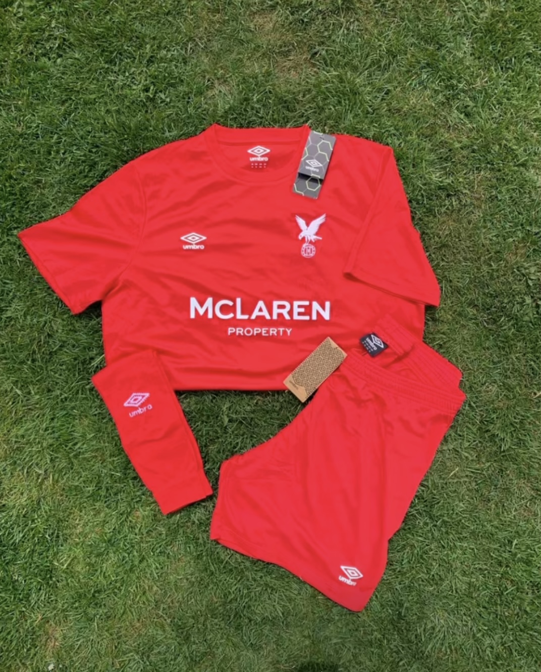 CLASSIC STYLE , NEW CHAPTER… - Whitehawk FC